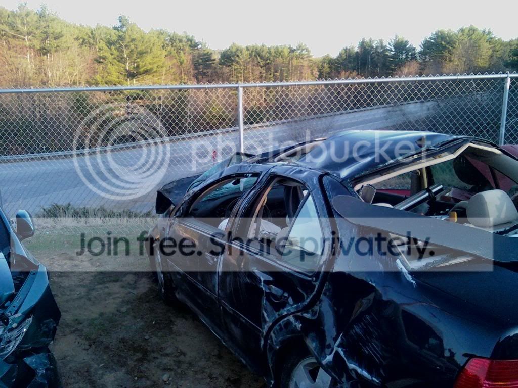 first time ive put pictures of my corrado and crashed MK4 Jetta | VW ...